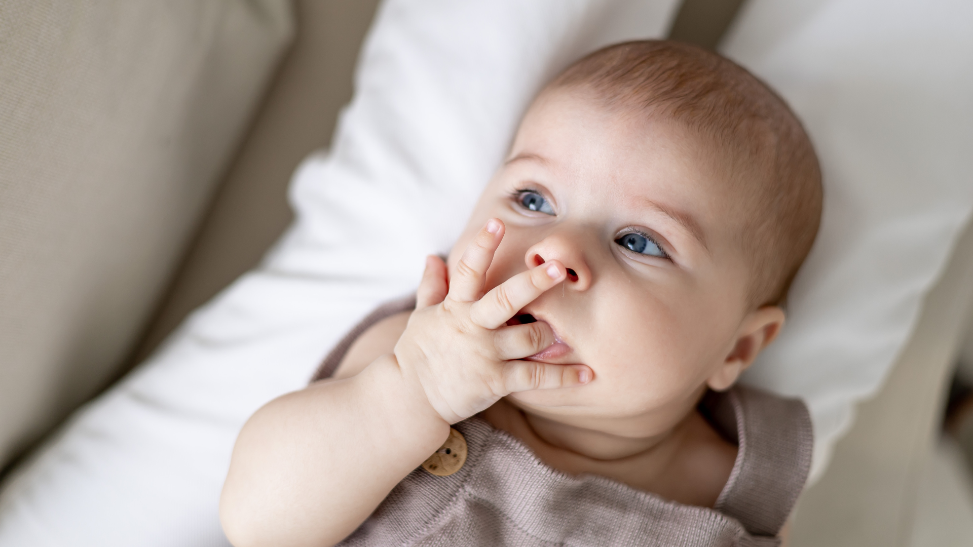 Los primeros dientes de tu bebé: Cómo prepararte y lo que necesitarás ...